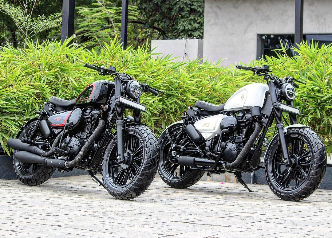 KNIGHT-350 EBONY & KNIGHT-350 ASH